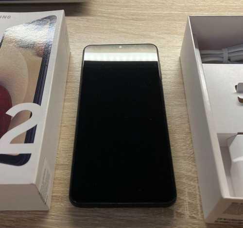 Samsung Galaxy A12, 4/64 ГБ