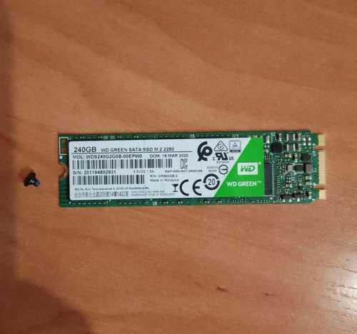 SSD m2 SATA 240gb WD green