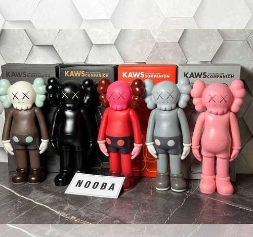 Kaws фигурки