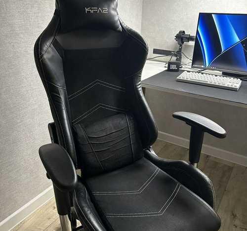 Компьютерное кресло KFA2 Gaming Chair 04 L