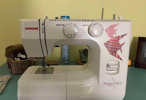 Машинка швейная Janome 957 б/у отличное состояние