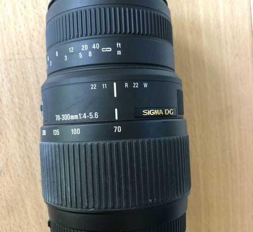 Объектив Sigma AF 70-300 f/4-5,6 macro Canon EF