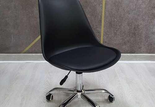 Офисное кресло белый серый черный