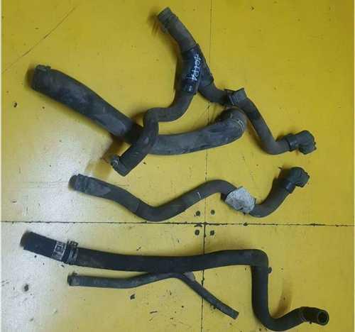 Патрубок охлаждения A16XER Opel Astra J