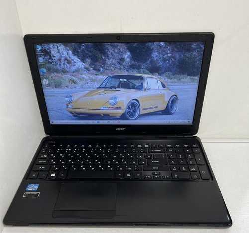 Ноутбук Acer Core i3 с Geforce 820M