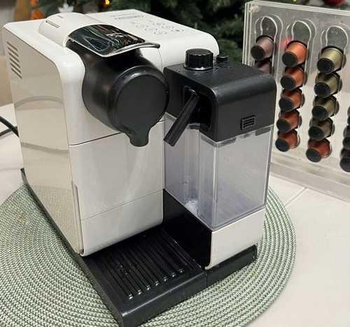 Кофемашина delonghi latissima