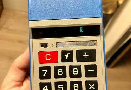 Калькулятор электронный винтаж СССР
