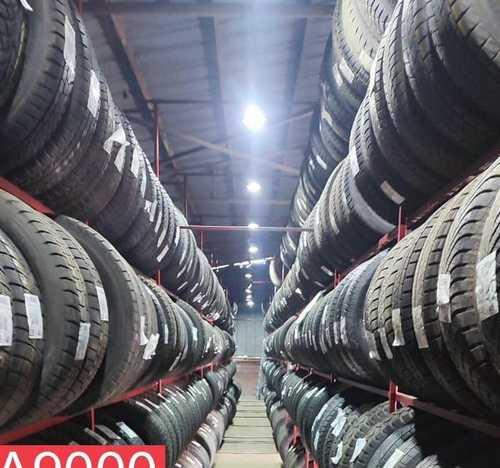Bridgestone Blizzak VRX2 215/60 R17 92P