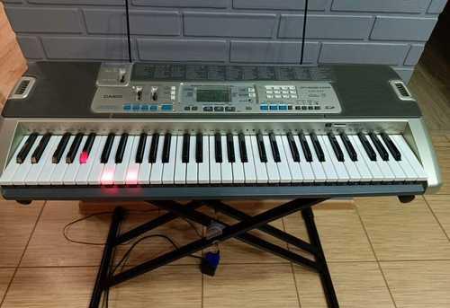 Синтезатор casio Lk-215