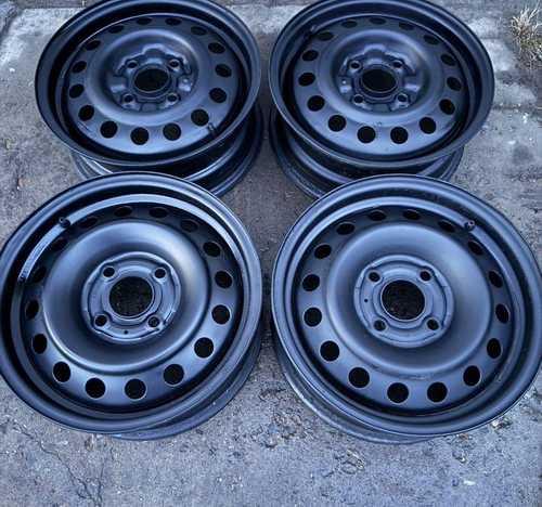 Штампованные диски r15 4x114.3