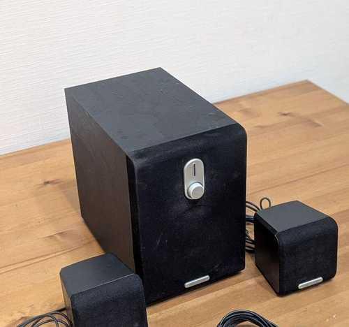 Сабвуфер и колонки Microlab