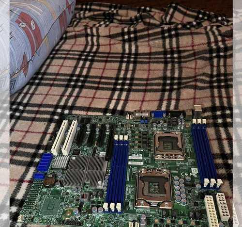 Материнка supermicro x8dtl(2 процa можнo вставить)