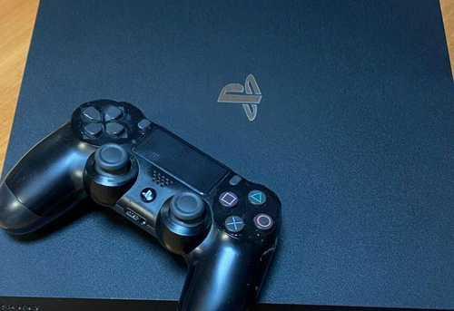Sony PlayStation 4 PRO 1 TB+геймпад