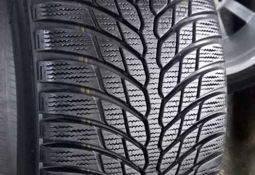 Bridgestone Blizzak LM-32C 235/40 R18 95V