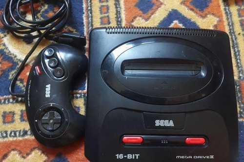 Sega Mega Drive 2 (MK-1631-50) 1993г. + аксессуары