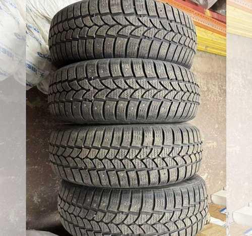 Tigar Sigura Stud 195/65 R15