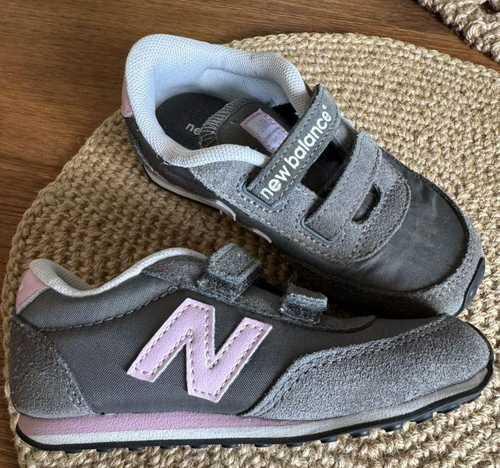 Кроссовки new balance для девочки 23