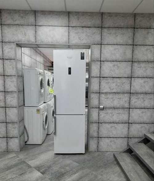 Холодильник hotpoint ariston HFP 6200 W No Frost