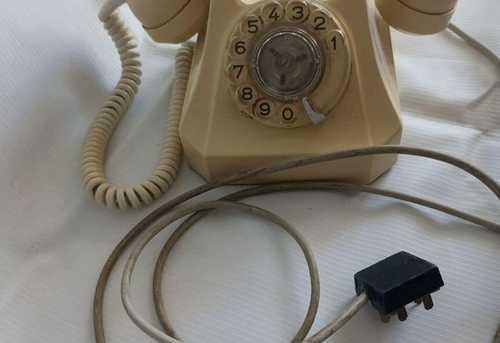 Стационарный телефон СССР
