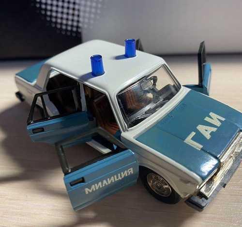 Модель автомобиля M1:43, ваз гаи