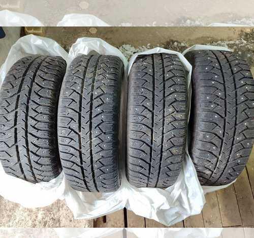 Bridgestone Ice Cruiser 7000S 205/55 R16 91T