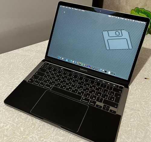 Macbook pro 13 m1