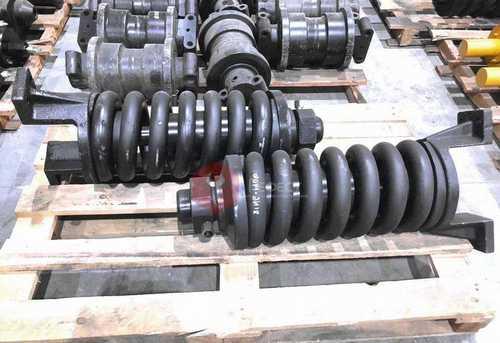 Натяжитель гусеницы Komatsu 207-30-74141