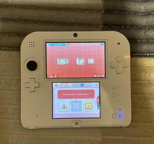 Nintendo 2DS (полурабочая)