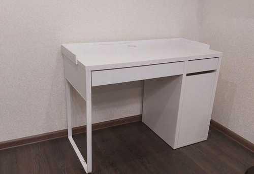 Письменный стол IKEA микке белый