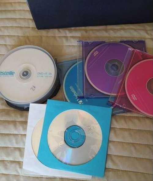 DVD; CD; CDR диски новые