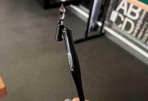 Перьевая ручка и чернила