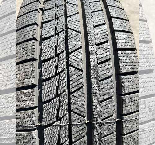 Sunwide Snowide 235/45 R18 98V