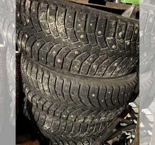 Bridgestone Blizzak Ice 205/55 R16