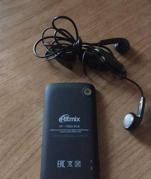 Цифровой мультимедиа плеер Ritmix RF-7650