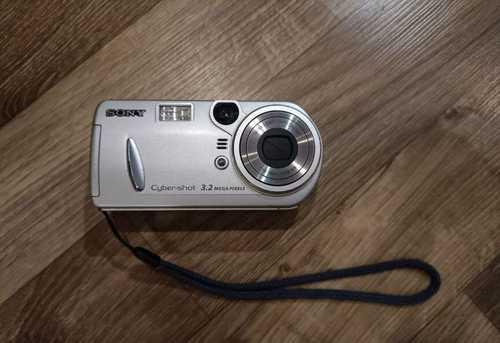 Фотоаппарат Sony Cyber-shot DSC-P72