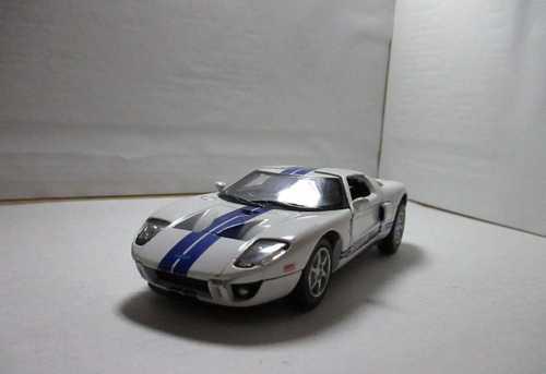 Модель автомобиля Ford GT 2006