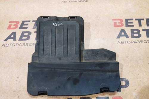 Крышка аккумулятора Land Rover Freelander 2