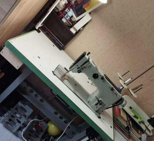 Швейная машинка промышленная прямострочка