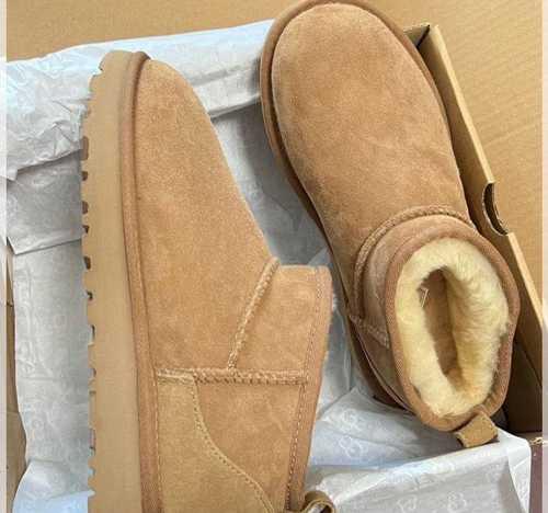 Ugg classic ultra mini