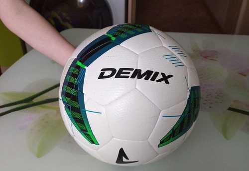 Футбольный мяч размер 4