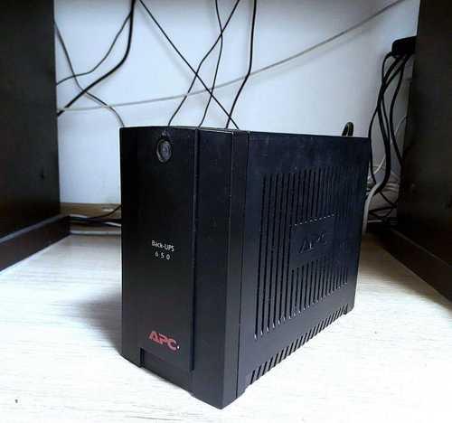 Источник бесперебойного питания APC Back-UPS 650VA