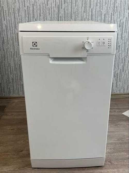 Посудомоечная машина 45 см Electrolux ESF9423LMW