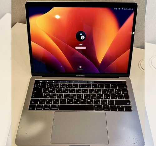 Apple MacBook Pro 13’ (i5, 8/256)