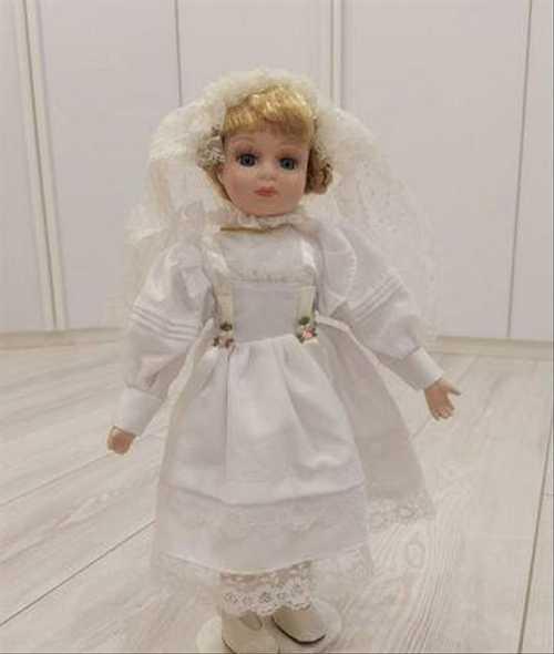 Кукла фарфоровая коллекционная 42см невеста