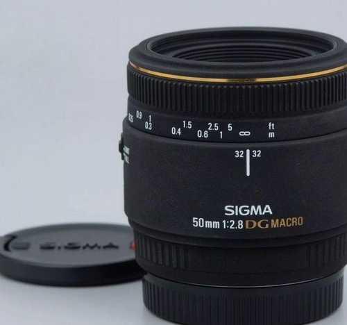 Sigma 50mm F/2.8 EX Macro