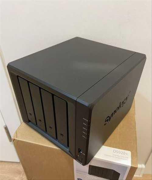 NAS Synology DS920+ новый