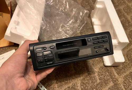 Кассетная магнитолла Sony XR-1750 новая