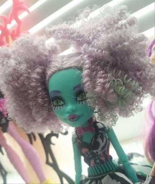 Кукла Монстер Хай Ханни Свомп Monster High