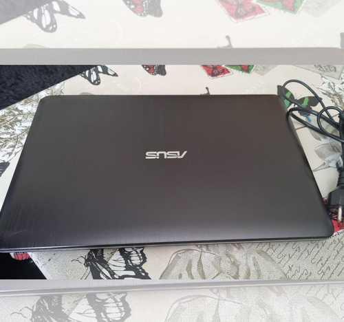 Ноутбук Asus D541N