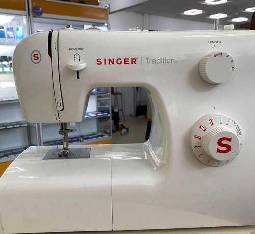 Швейная машина Zinger 2250(схи)